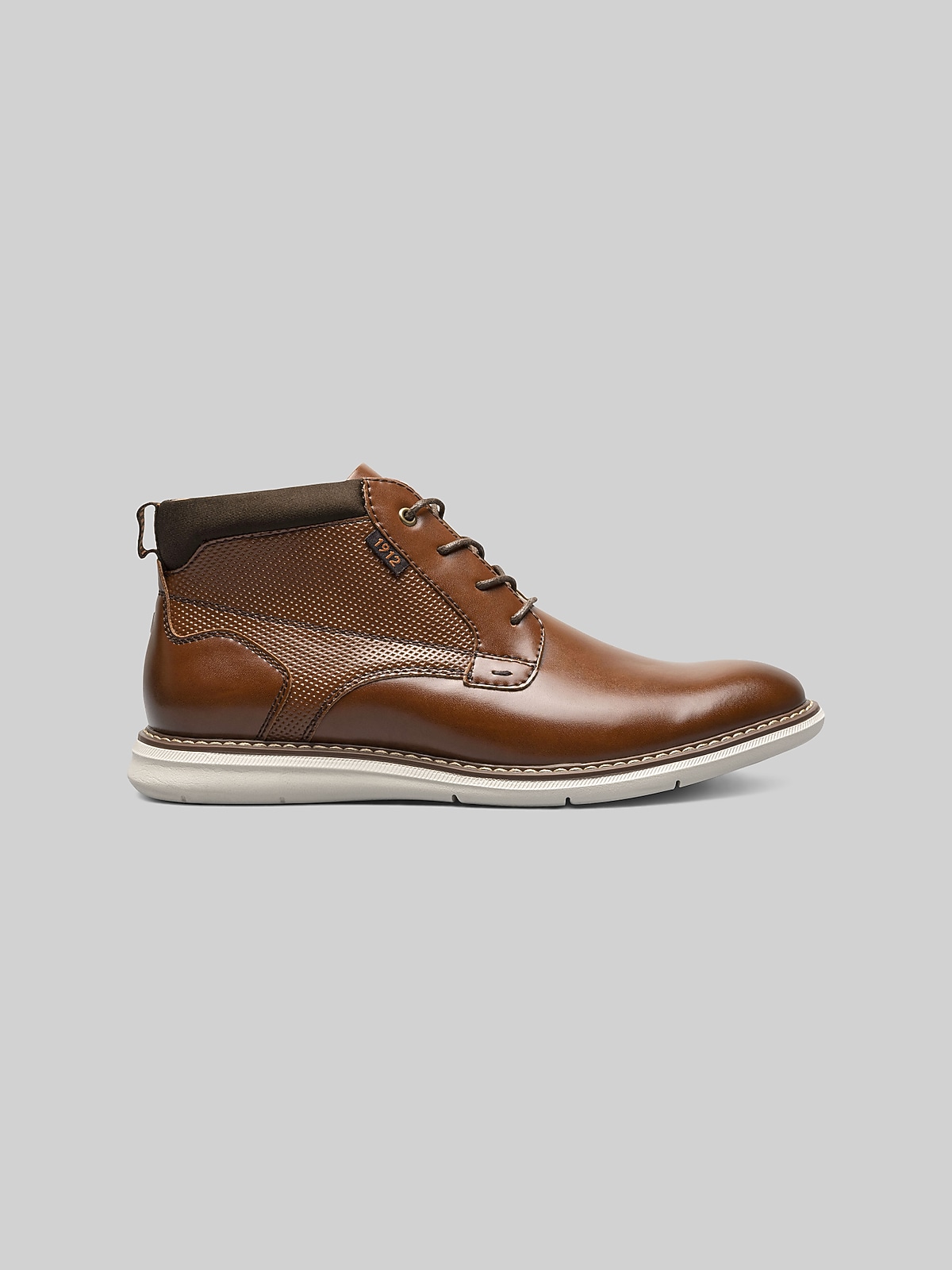 Nunn Bush Chase Plain Toe Chukka Boots | Boots| Men's Wearhouse