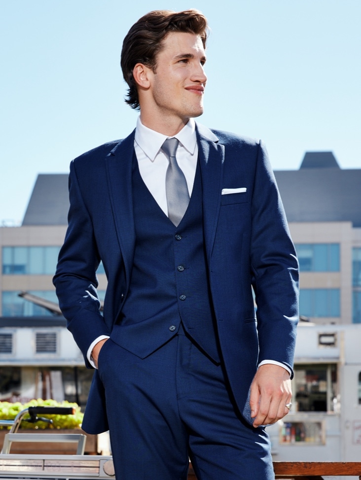 Prom Tuxedos & Suits for Rent | Men's Wearhouse